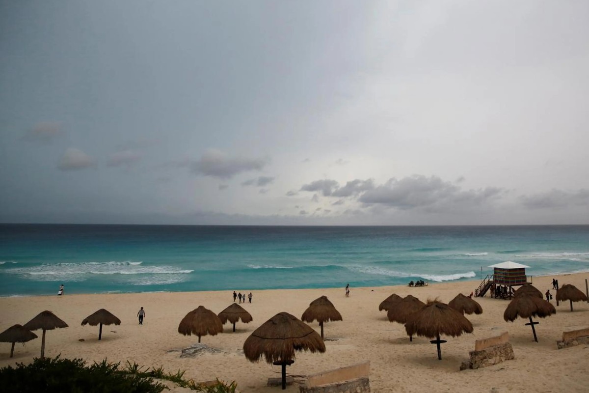 Clima en Cancún y Quintana Roo hoy; lunes de chubascos y bochornoso