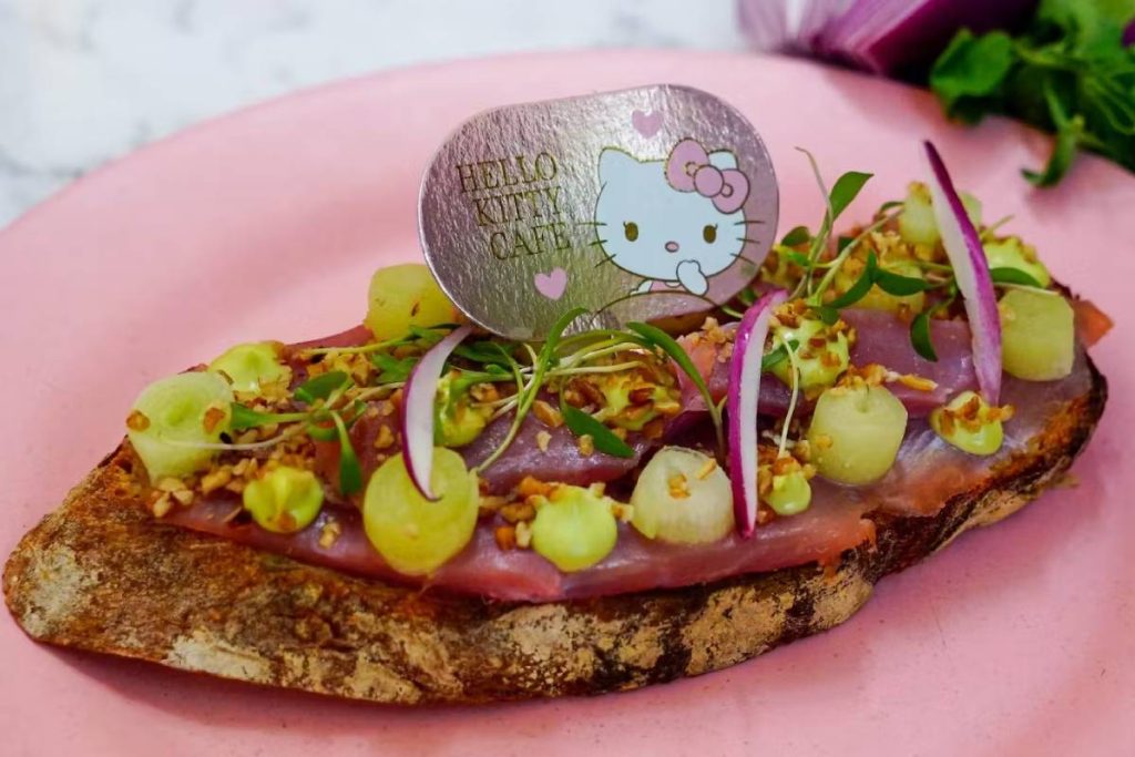 Hello Kity Café Cancún: La gatita más famosa llega a la Riviera Maya