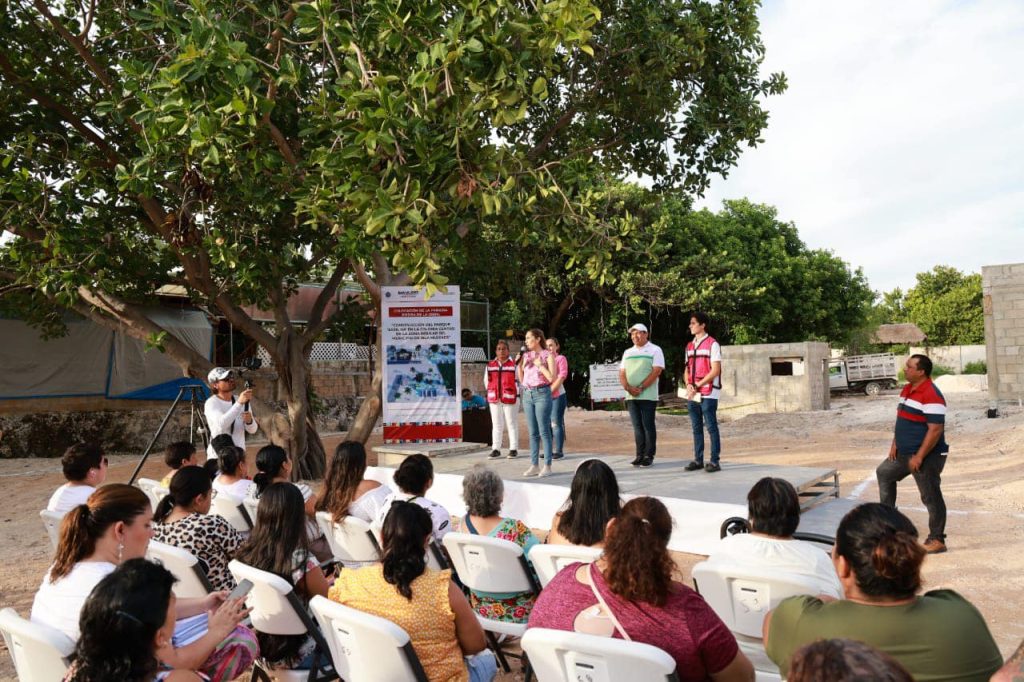 Colocan primera piedra del Parque Zazil-Há en Isla Mujeres
